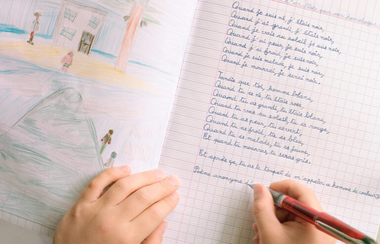 Free Verse Poem Examples to Spark Your Creativity
